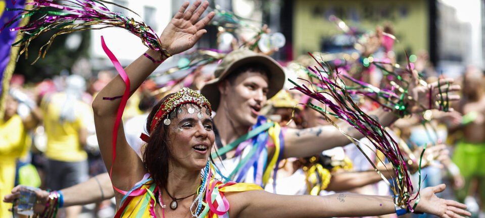 Carnaval 2026: saiba quem folga e quem trabalha nos dias 16, 17 e 18 de ...